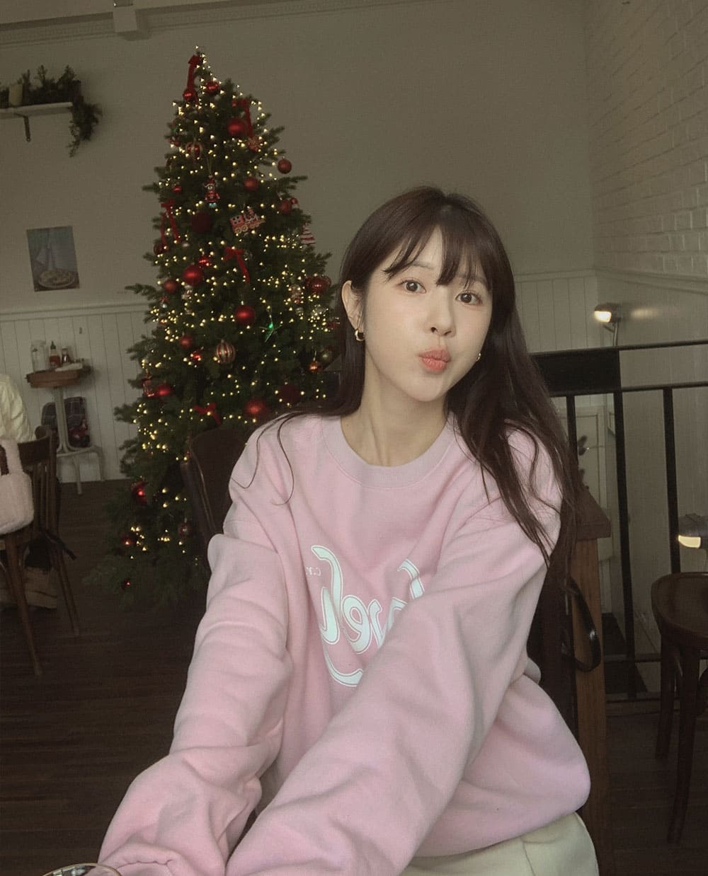 체리코코 [made Crko] 러브썸 맨투맨 라운드넥 레터링 기모안감