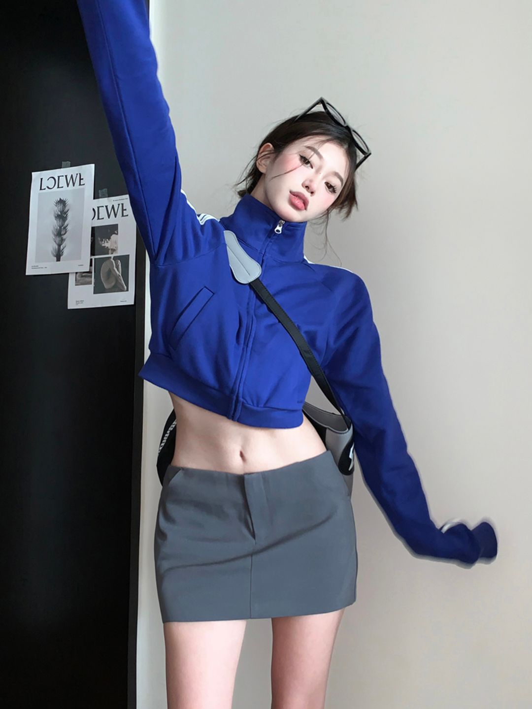 여성 삼선 크롭 트레이닝 집업 티셔츠 스트릿 유니크룩