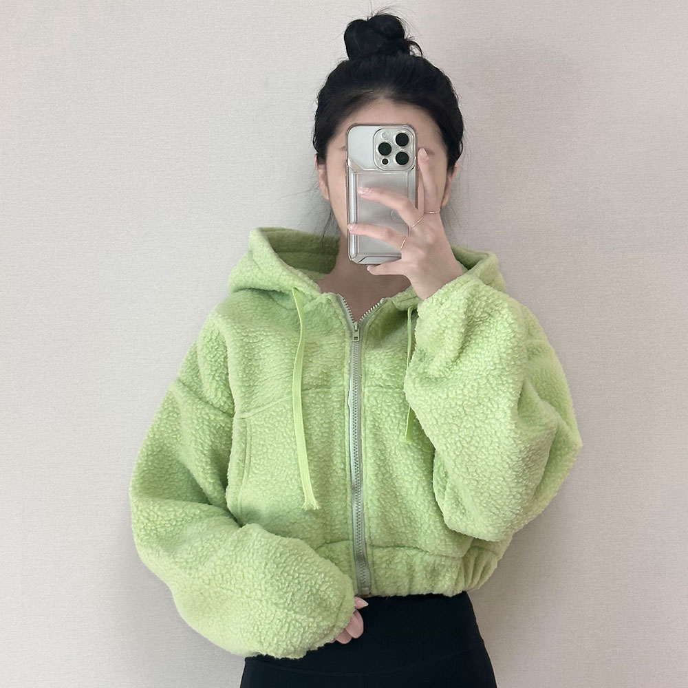 아방핏존귀 크롭양털점퍼 양털후드집업 양털후드점퍼 양털잠바 뽀글이잠바 뽀글이집업 뽀글이점퍼 뽀글이후드집업 뽀글이후드점퍼 양털후리스 양털자켓 봄잠바 크롭후드집업 크롭후드점퍼