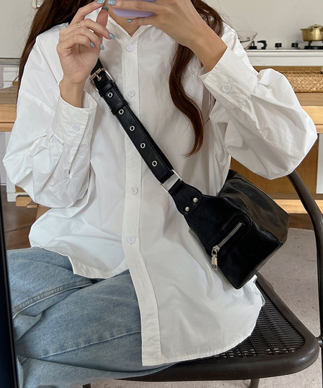 크랙 레더 지퍼 모터 라이더 호보백 크로스백 비건 가방 블랙 아이보리