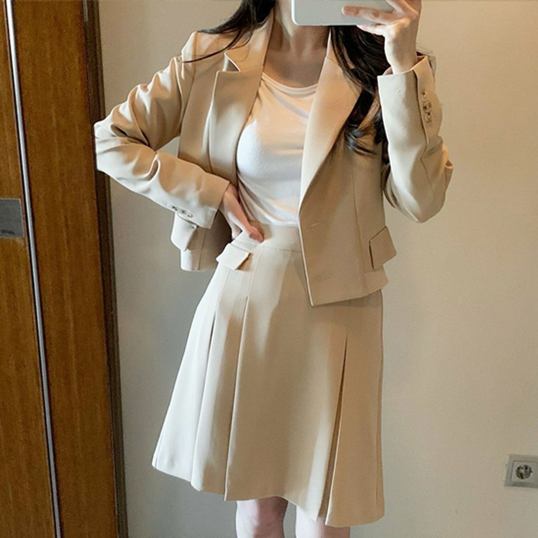 포스티 헤레이스 시보리 자켓 주름 스커트 셋업ymsh23ss573