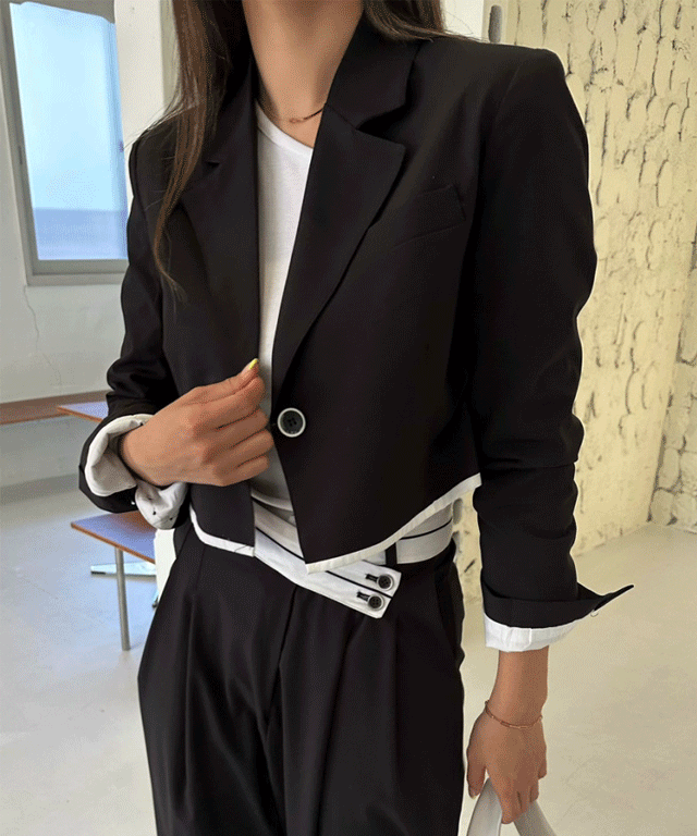 바지셋업강추 배색라인 크롭자켓 원버튼자켓 셋업수트 바지세트 숏자켓 하객자켓 기본핏자켓 블랙자켓 그레이자켓 수트자켓 배색자켓 자켓세트 슬랙스세트 오피스룩세트 회사원자켓 차콜자켓