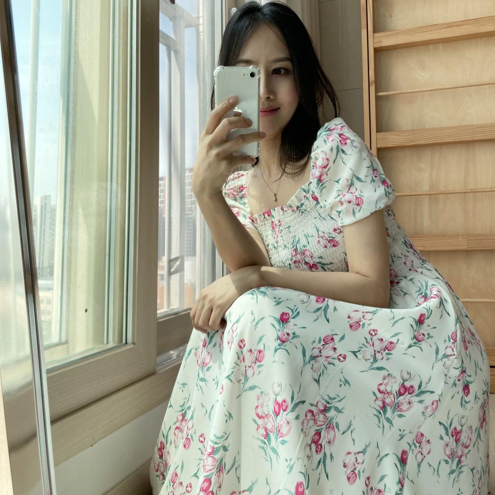로이스제이 신상 여름 스모크 밴딩원피스 오프숄더 스퀘어넥 원피스 해외여행 괌 동남아 로맨틱 플라워 롱 플레어 원피스 A라인