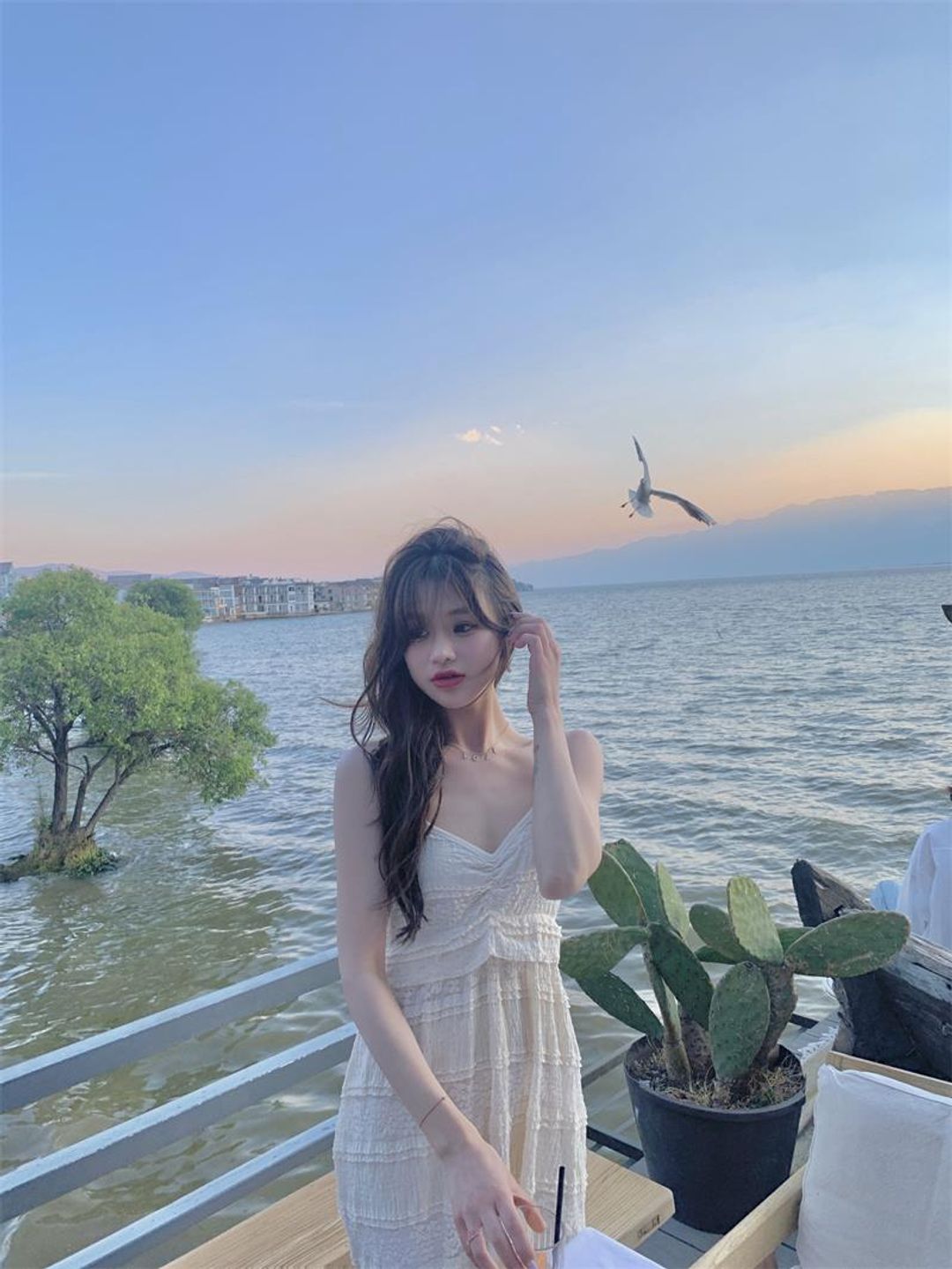 직진배송 민소매 파티 룩 여행 브이넥 섹시 비치 드레스 나시 원피스 봄 여름 가을 슬림 A 라인 미드 길이 스커트 여성 의류