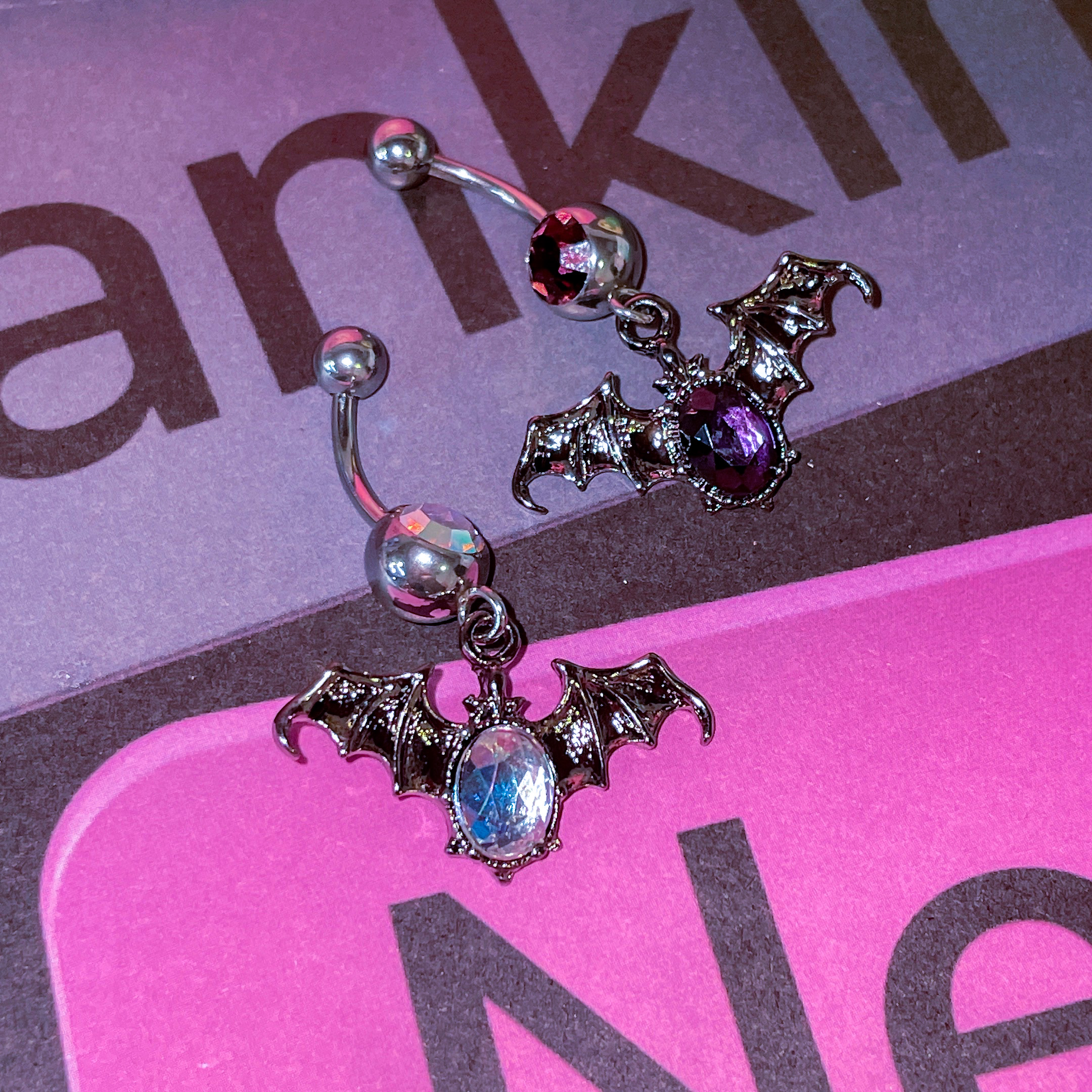 코코피어싱클럽 [배꼽피어싱] Dark Bat Belly Piercing