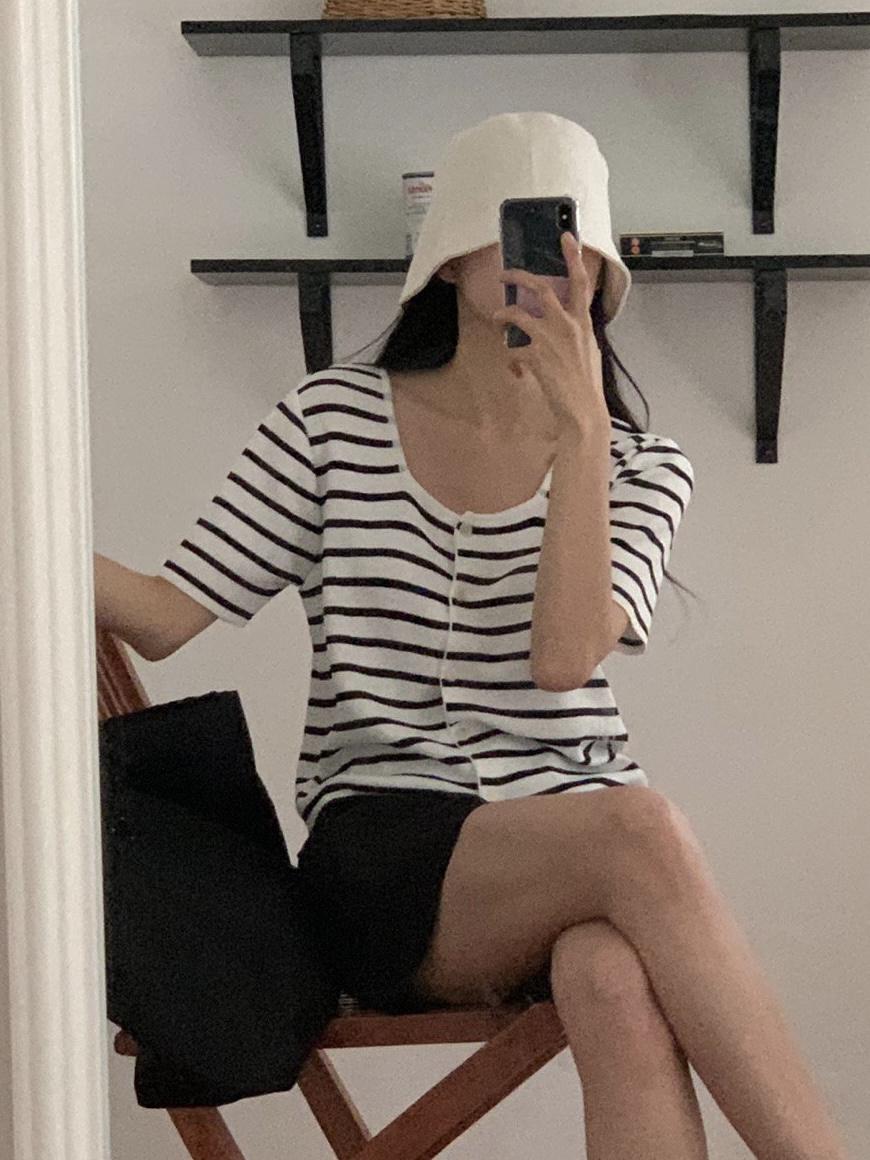 베르가못 라인 가디건 반팔 유넥 스트라이프 단가라 cd (3col)