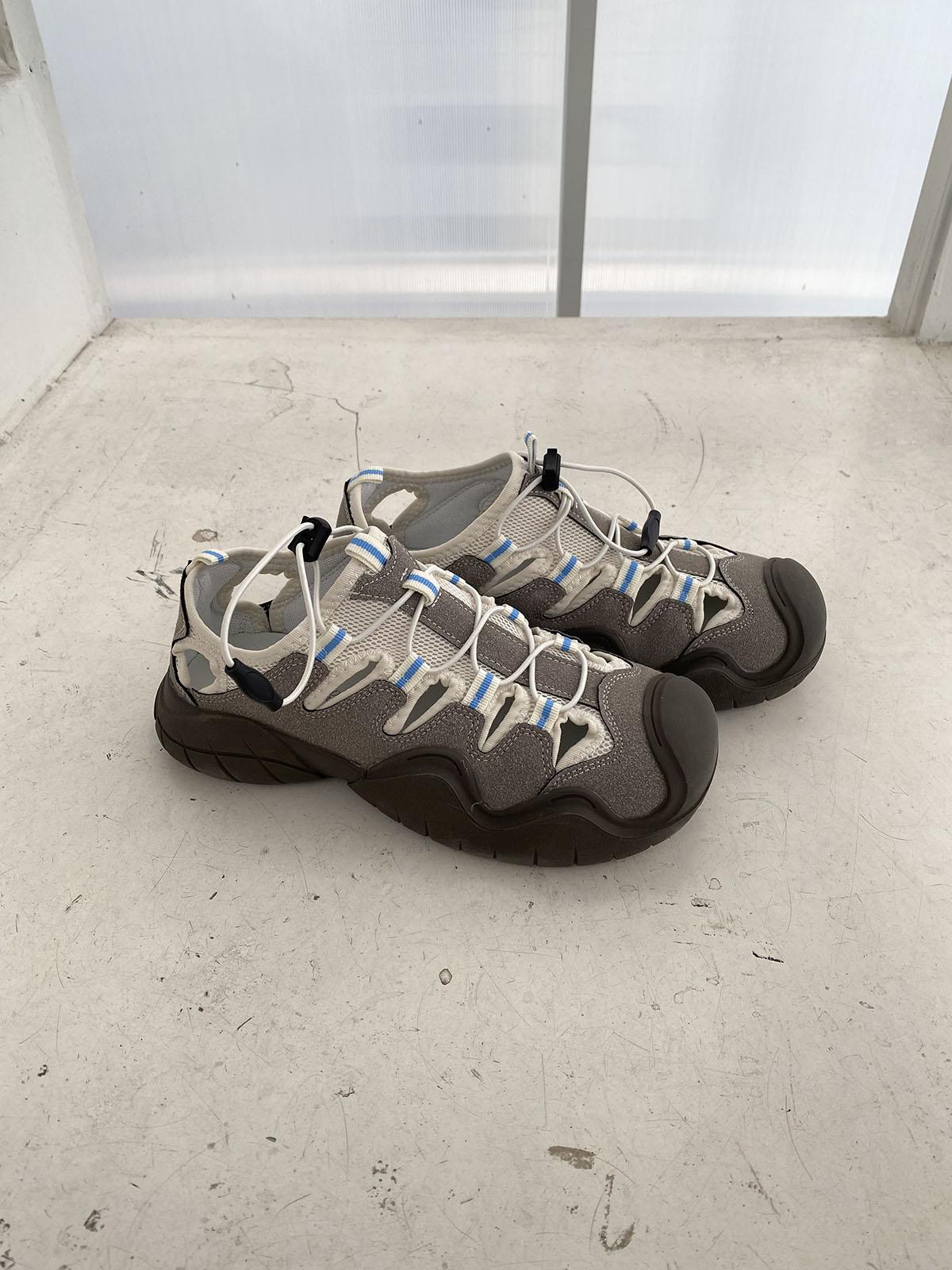 [미엔느] ﻿﻿트래킹 샌들 (1col)