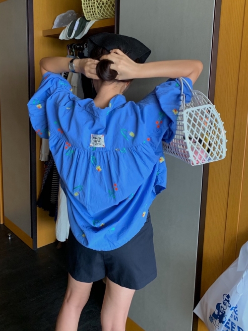 바이주베리 네이쳐 자수 블라우스(BL) - 2col