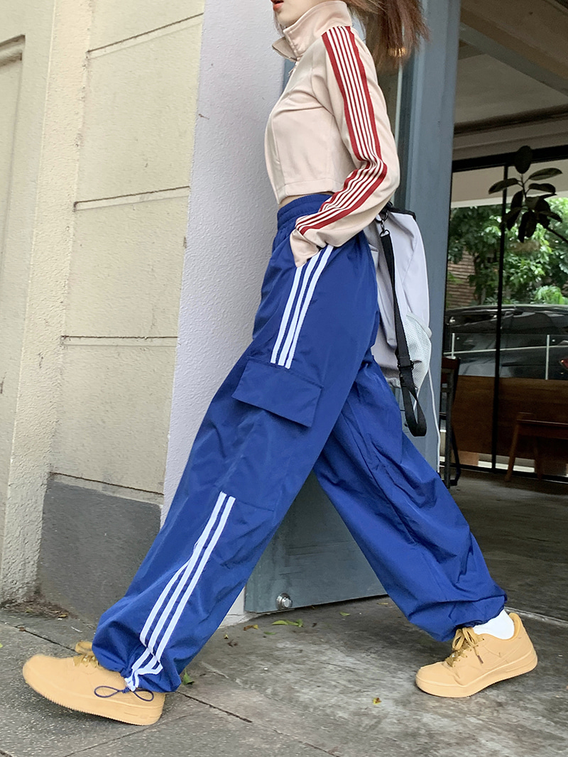 하프닌 블루블랙 젠지 트랙 라인 배색 컬러 바스락 밴딩 고무줄 10부 트레이닝 운동복 스트릿 캐주얼 Y2k 유니크 플랩 카고 와이드 팬츠