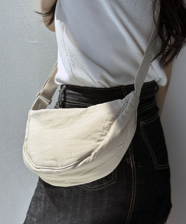 오엠티 크로스백 학생 가벼운 학원 반달 여자 핸드폰 심플 여행 숄더백 학교 크로스 메신저백 방수 가방 여성 대용량 핸드백 여성용 데일리 미니 작은