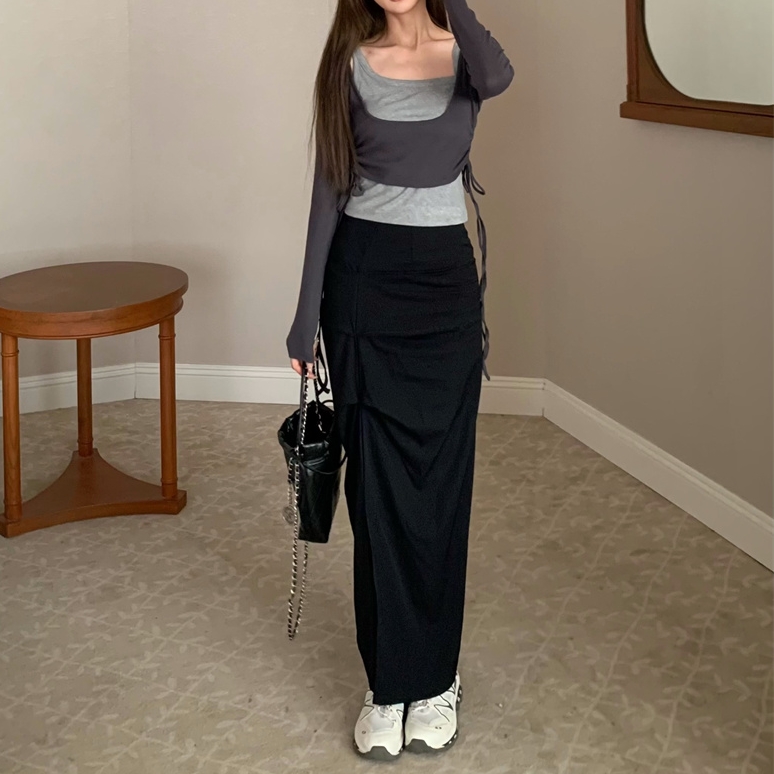 뉴스타일메리 코디세트언밸 스트랩 스퀘어넥 슬리브리스사이드 셔링 크롭 슬림 티셔츠사이드 슬릿 셔링 롱스커트 세트 Ag114554e