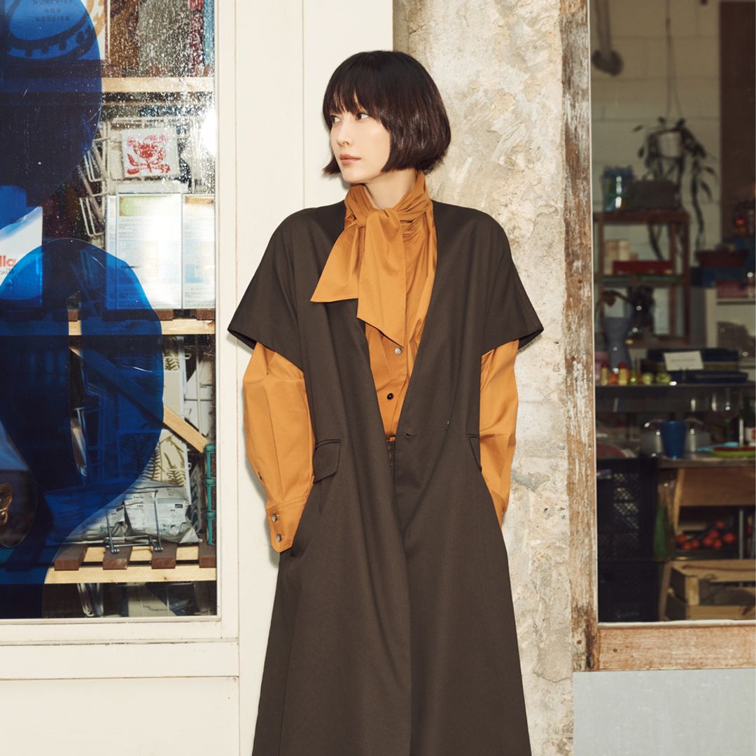 포스티 지스튜디오 23fw 자카드 케이프롱자켓