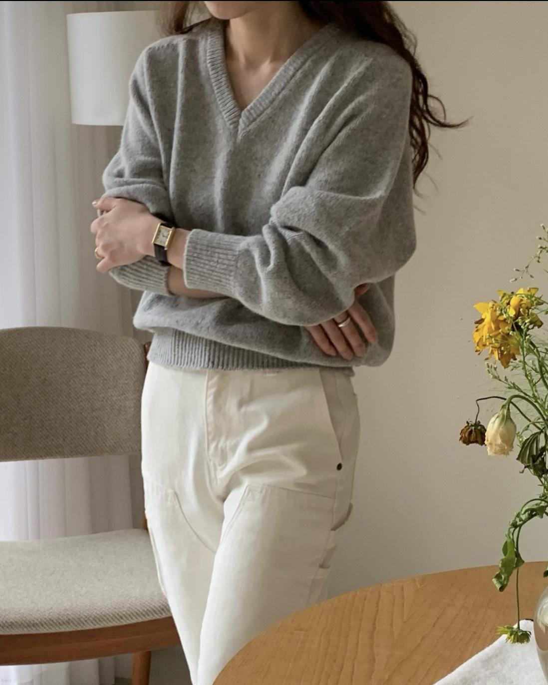 르포렛 플라넬 fllanel 로빈 홀가먼트 니트 브이넥 (3 color)