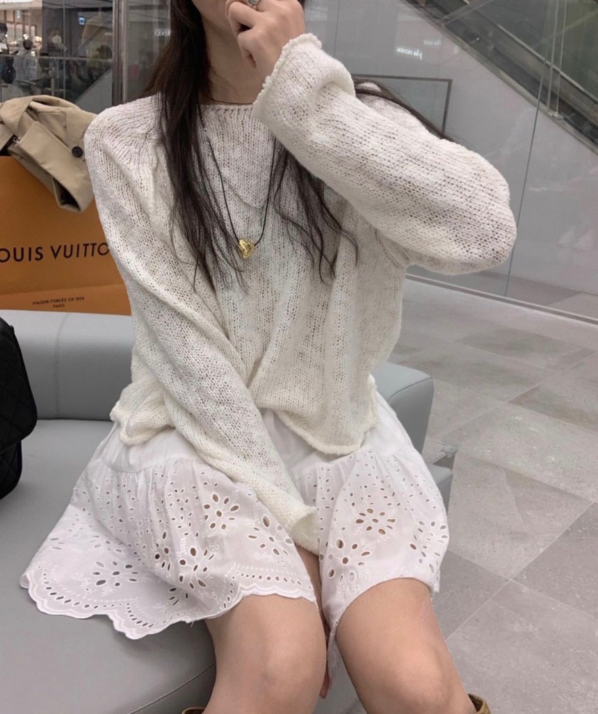 엠버쥬쥬 poster 포스터 제니 나그랑니트 4col/프영띵/pyt/핏보장/직각어깨