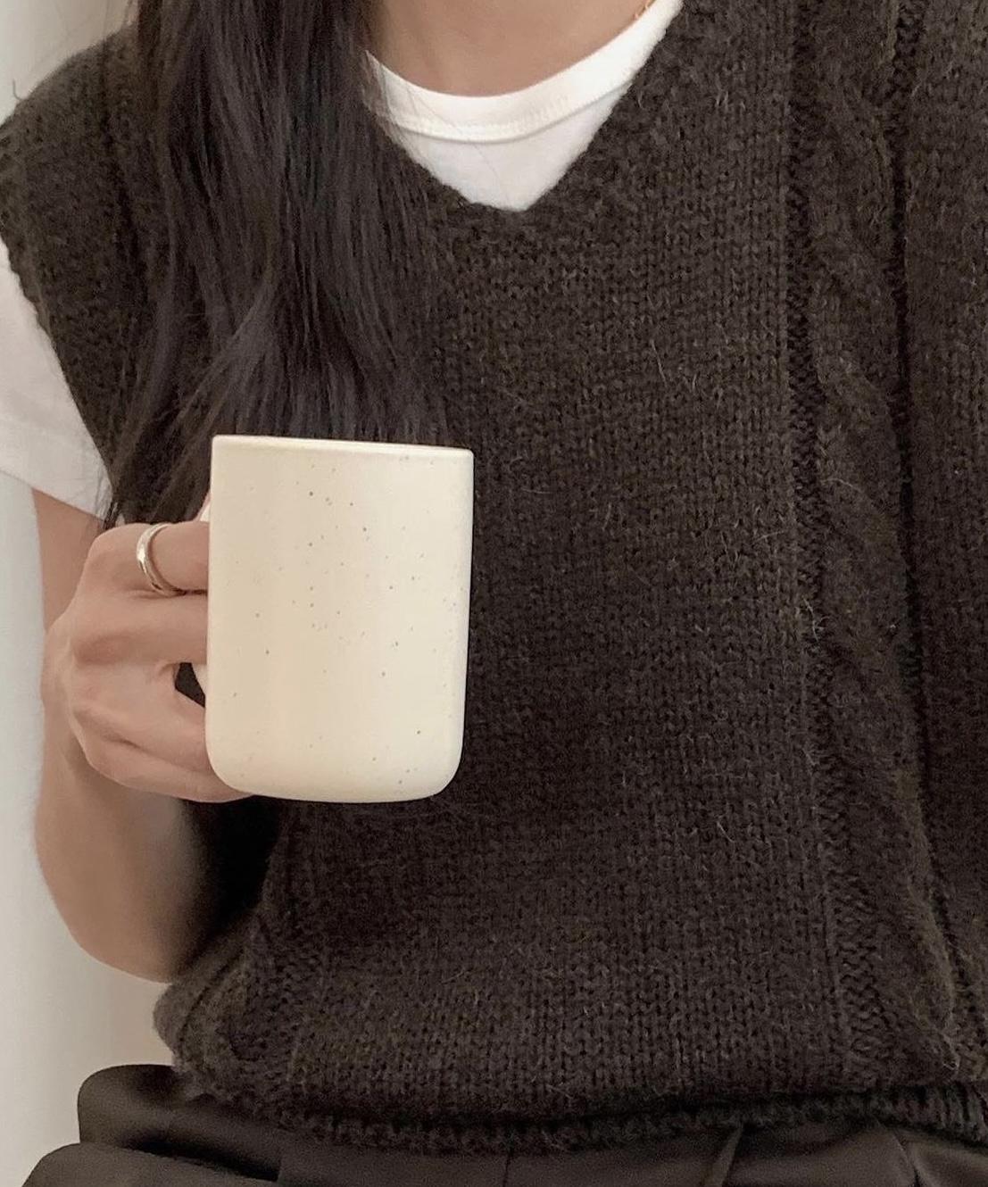 나우어데이즈 feb11 페브러리 알파카 케이블 베스트 브이넥 꽈배기 니트 조끼 (3col)