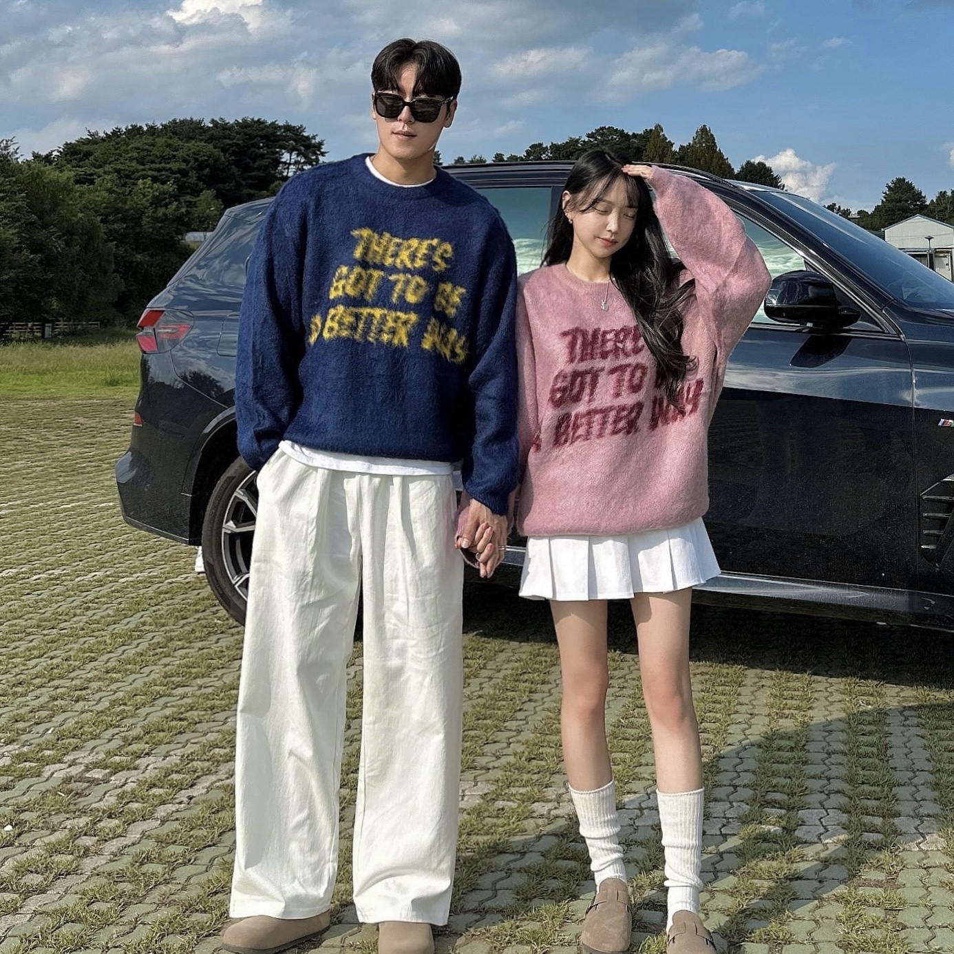 비바블 고퀄세트가능 앙고라 브러쉬 커플 니트 오버핏 루즈핏 남녀공용 남자 봄 가을 겨울 커플룩 퍼 커플티 꾸안꾸 시밀러룩 데이트 레터링 플리츠 미니 스커트 코튼 와이드 팬츠 데어