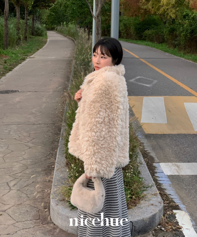 니스휴 1천장돌파 겨울자켓 ️ 어나더 퍼 자켓 오버핏자켓 뽀글이자켓 양털자켓 하객룩자켓 하프자켓 베이지자켓 밍크퍼자켓 루즈핏자켓 키작녀자켓 에코퍼자켓 페이크퍼자켓 후리스자켓