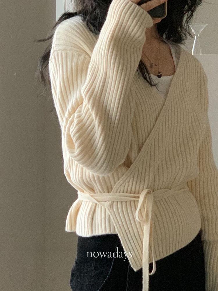 나우어데이즈 haus 하우스 캐시미어 레이어드 랩 니트 울 브이넥 스트랩 골지 nt (2col)