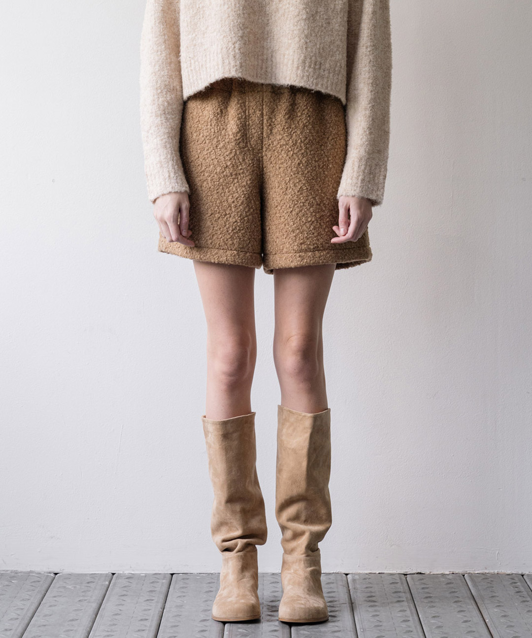 클루니 Boucle wool short pants - beige