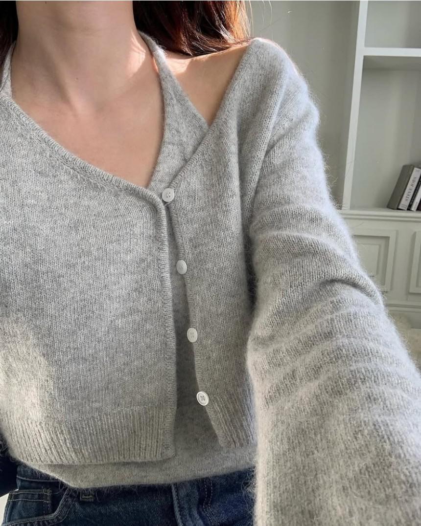 한시오분 [당일배송] riette 리에뜨 아르네 가디건 브이넥 크롭 (홀터나시 세트가능)