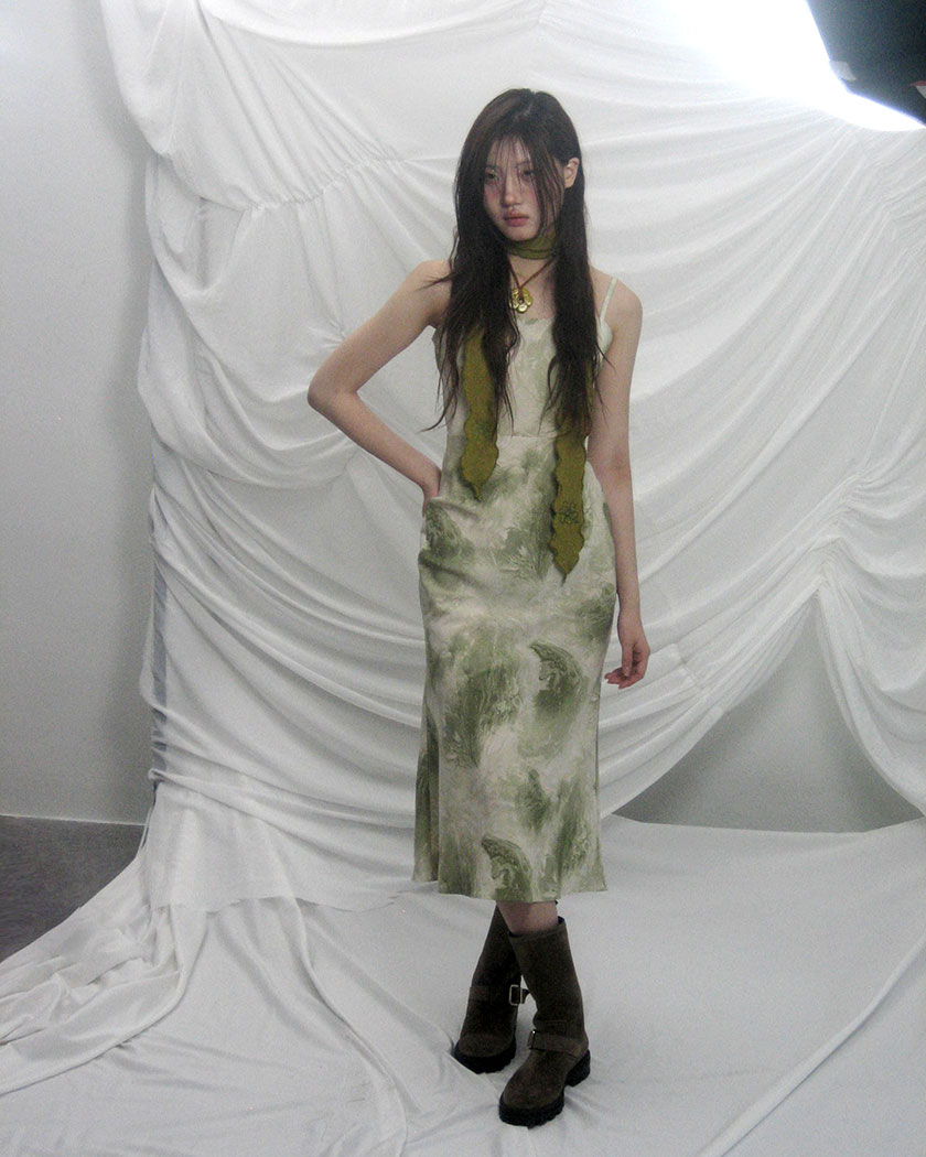 루루서울 Midnight Sun Dress