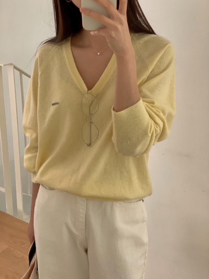 베데떼 LIBRE 리브레 캐시 브이넥 니트 (4COL)