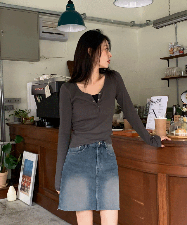 데일리쥬 [무료배송] 켐지 스냅 버튼 유넥 긴팔 티셔츠