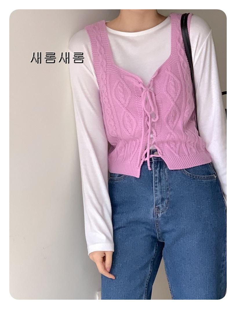 새롬새롬 아일렛 크롭 뷔스티에 꽈배기 니트 조끼 베스트 레이어드