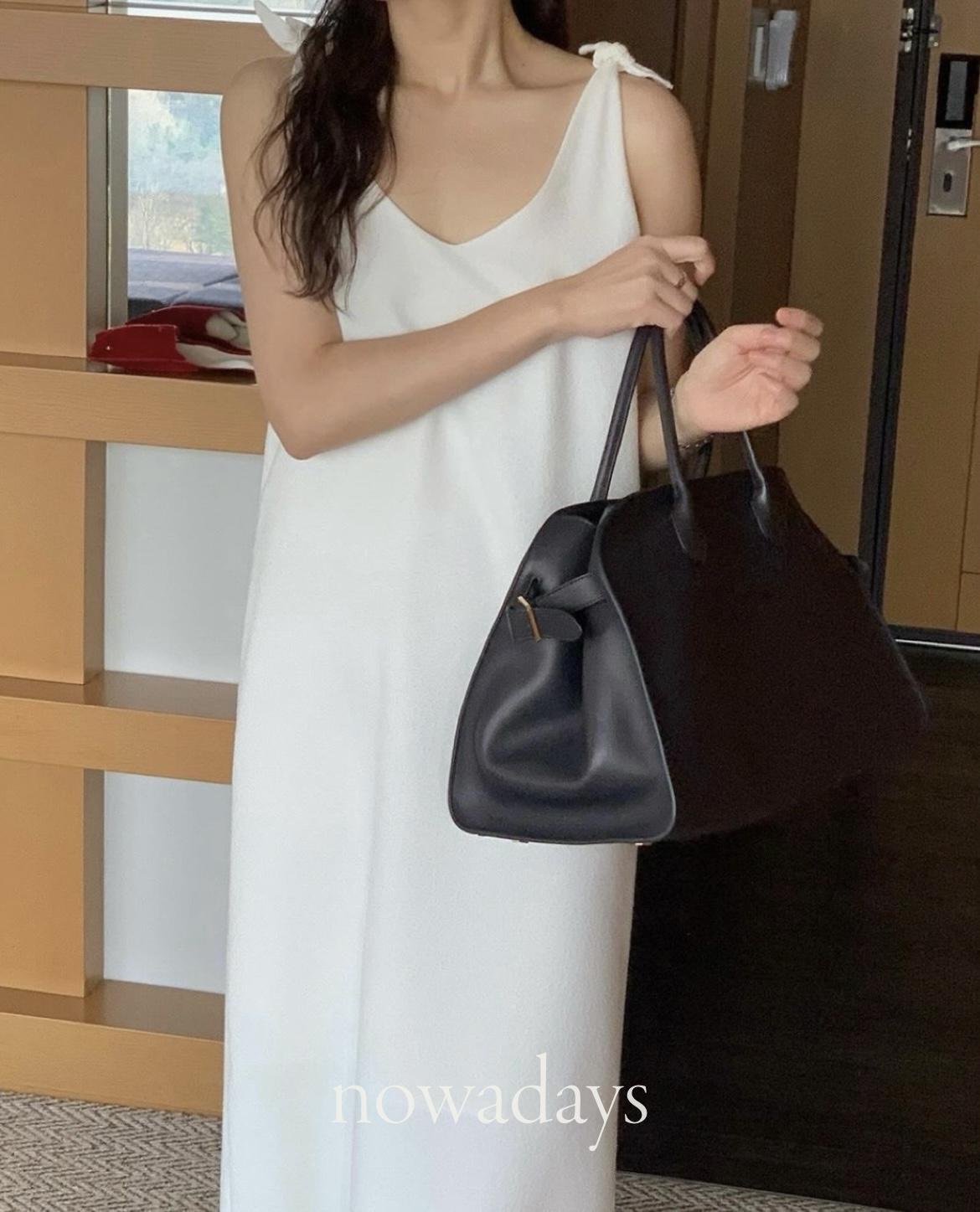 monique 모니크 부클 리본 원피스 슬리브리스 H라인 나시 롱 ops (2col)