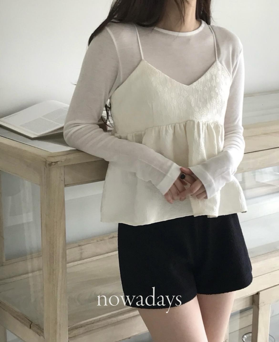 나우어데이즈 founders 파운더스 레미 자가드 탑 플라워 V넥 플레어 뷔스티에 (2col)