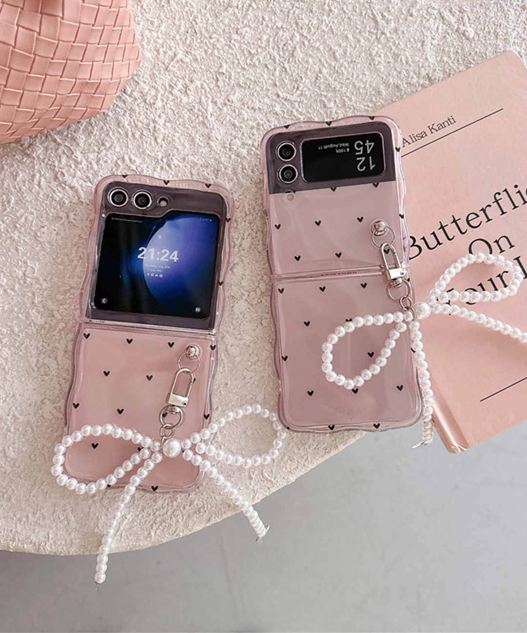 핑크리어카 귀여운 지플립 핑크 투명 물결 하트 스트랩 갤럭시 Z플립 3 4 5 6지플립4 지플립5 지플립6케이스 지플립5케이스 스트랩케이스 핸드폰줄 핸드폰 휴대폰 삼성 폰