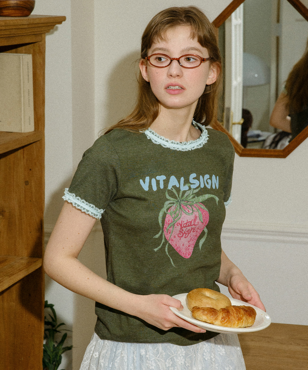 바이탈싸인 스트로베리 레이스 티셔츠 (2c)