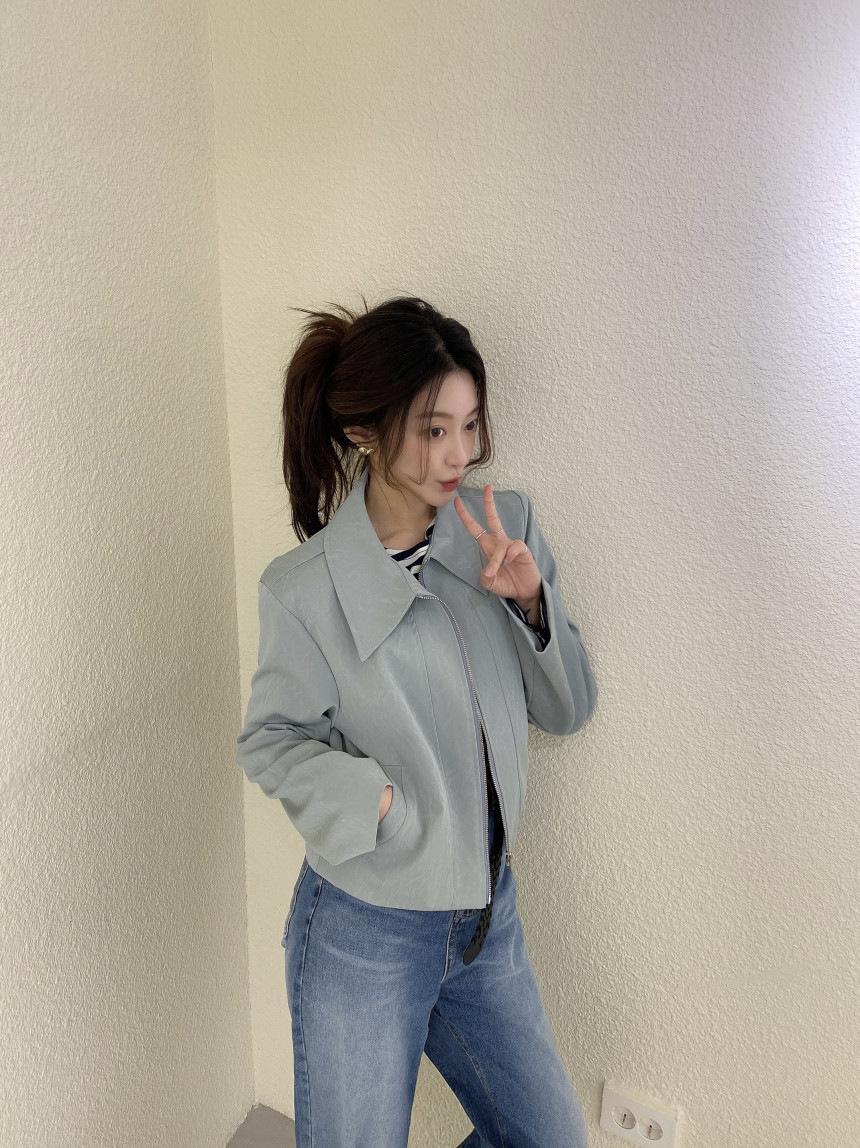 페더 무광 크랙 레더 카라자켓