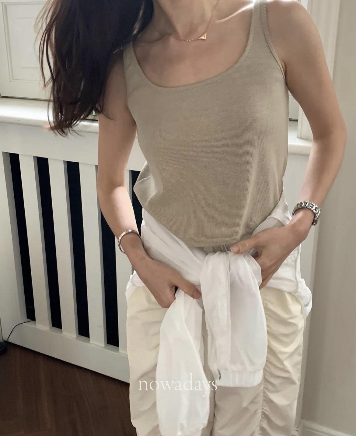 나우어데이즈 아,회 당일 / BR 먼트 나시 코튼 슬리브리스 스퀘어넥 민소매 크롭 티셔츠 (4col)