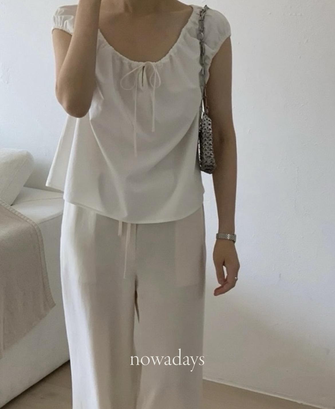 나우어데이즈 monique 모니크 바비 블라우스 유넥 캡소매 셔링 리본 스트링 bl (3col)