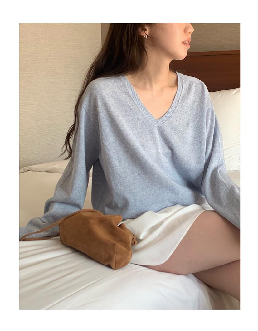 비엔느 fllanel 플라넬 파인 린넨 홀가먼트 브이넥 니트 (3c)