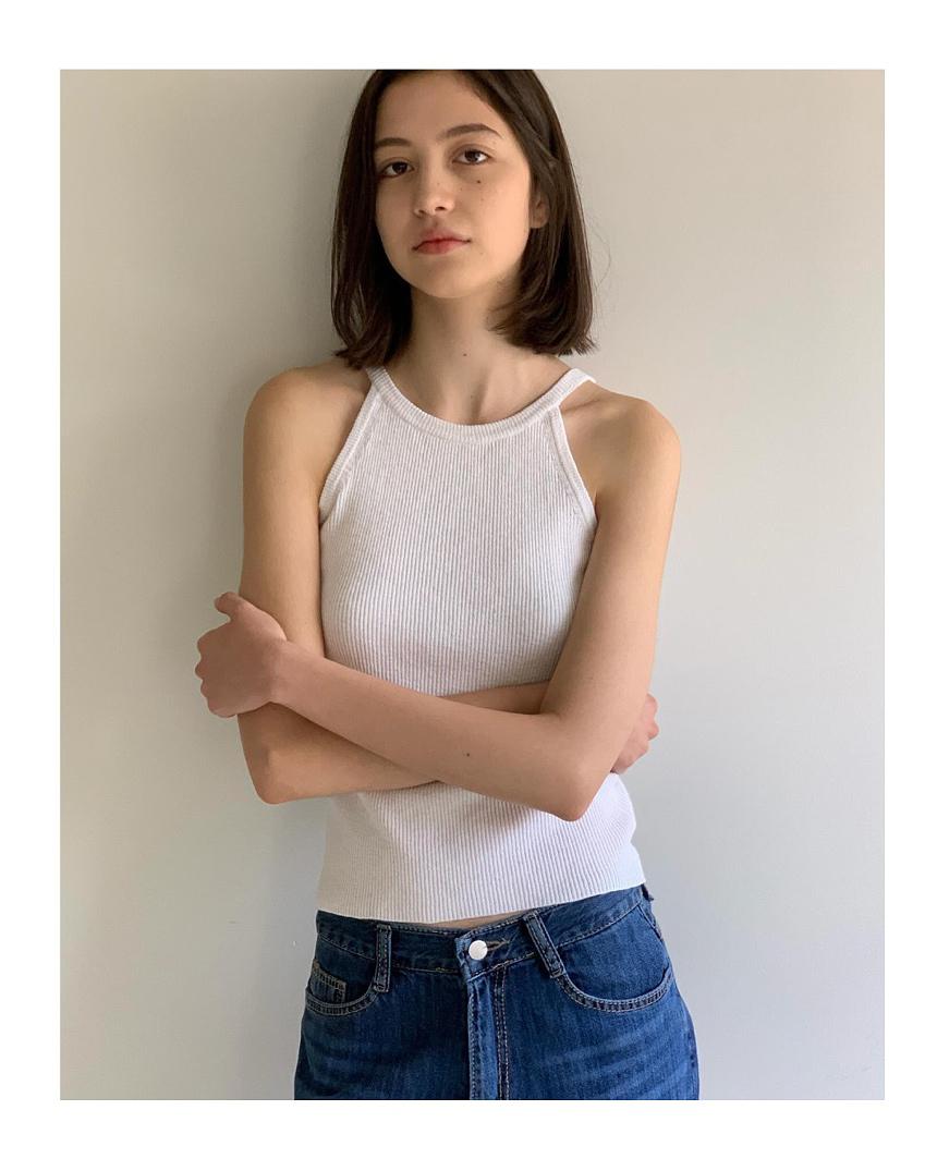비엔느 Jinsim 진심 리브드 홀터 코튼 나시 니트 (4c)