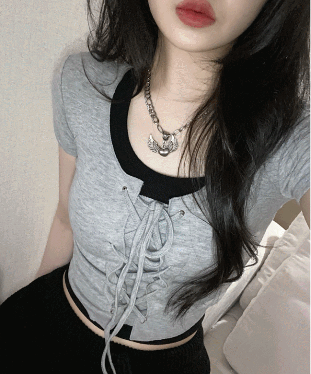 러블리힙 half eyelet top 하프 아일렛 탑