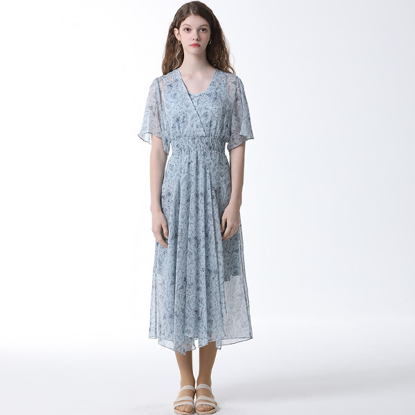 포스티 - [리스트(LIST)] 브이넥 패턴 롱 원피스 (택가격: 278000원)