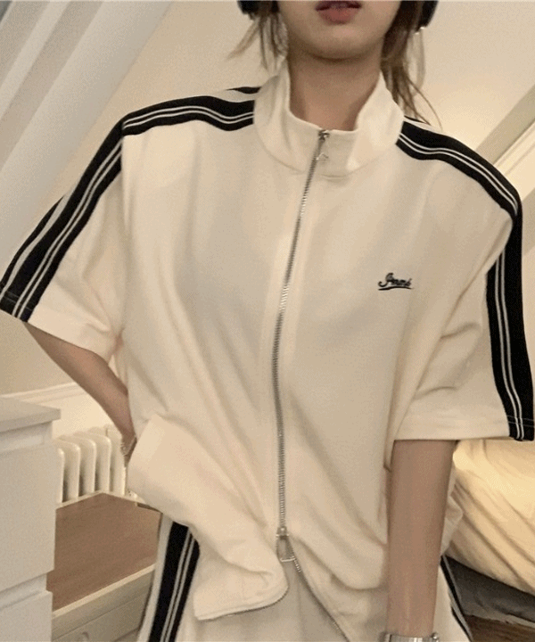 로이핏 Set 트레이닝 세트 캐주얼 루즈핏 박스 반팔 집업 밴딩 쇼츠 편안한 빅사이즈 홈웨어 가벼운 사이드 스트라이프 세로줄 투피스 힙스터 스트릿 캠퍼스룩
