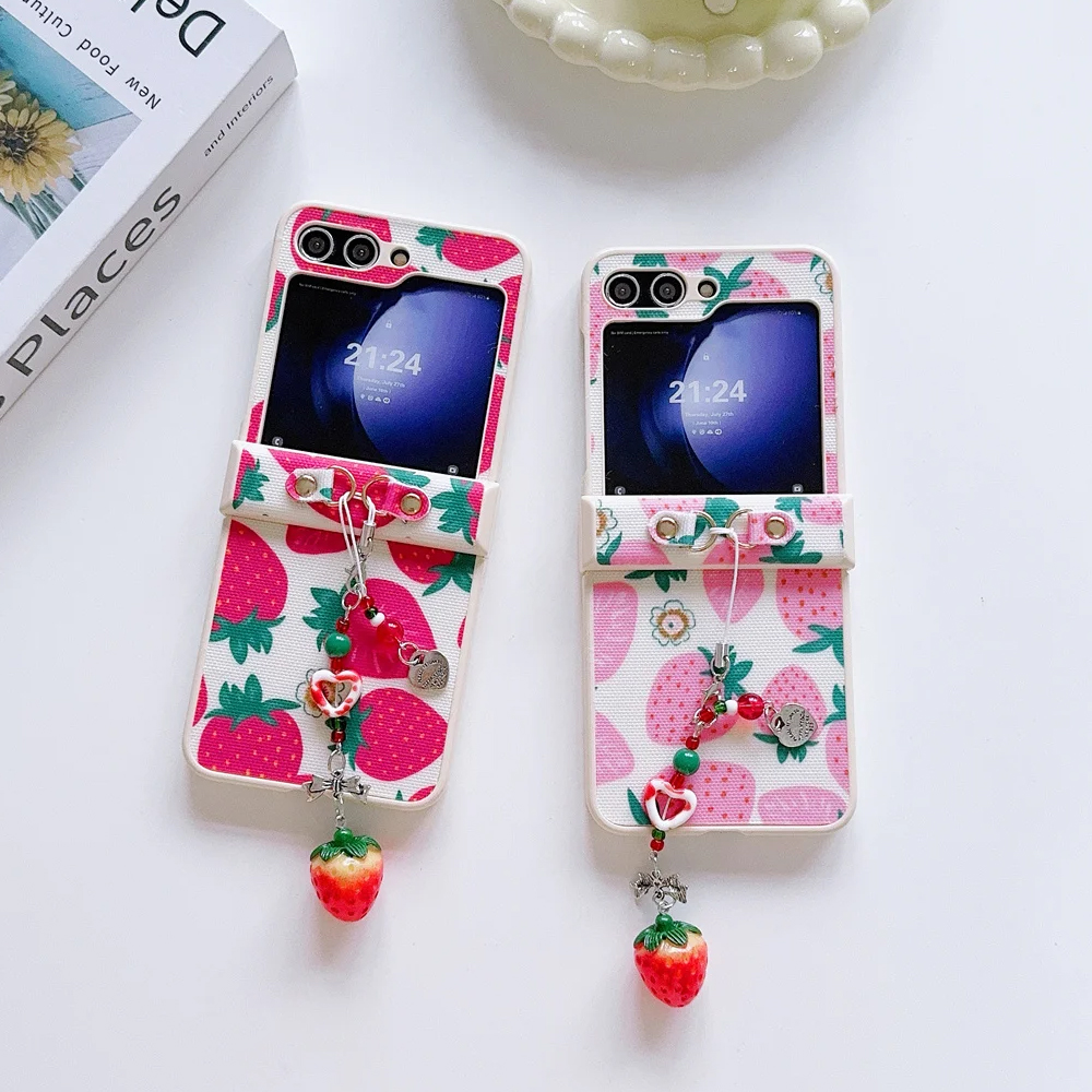 모이몰 갤럭시 Z플립5 Z플립4 Z플립3 힌지 풀커버 귀여운 딸기 키링 슬림 하드 제트플립5 제트플립4 제트플립3 지플립5 지플립4 지플립3 케이스
