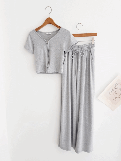 리케마켓 글램핏 여리여리 페미닌무드 슬림핏 크롭 반팔 집업티셔츠 밴딩 와이드팬츠 일자바지 투피스세트 여름 트레이닝복세트 여름휴가 바캉스룩 썸머 데일리 무지 추리닝세트