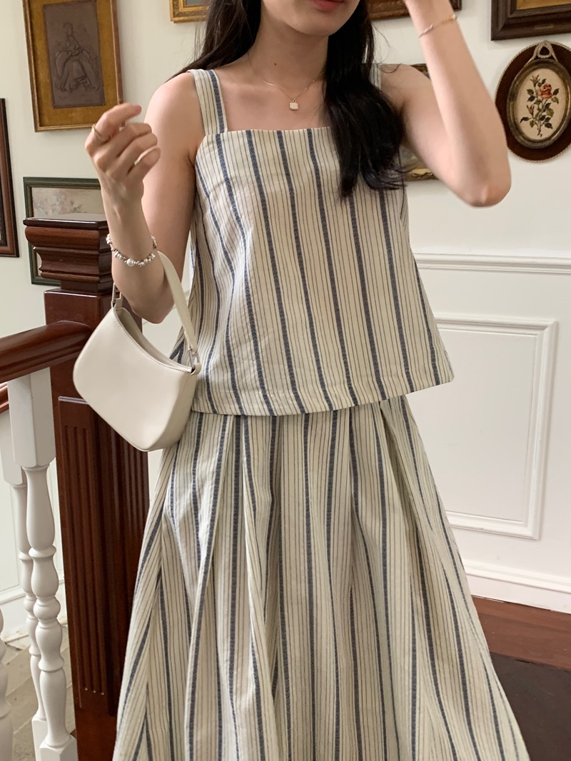 순간 여름투피스셋업💙 세로 스트라이프 나시 블라우스밴딩 롱스커트 세트 여름 투피스 여름셋업 코디완성 루즈핏