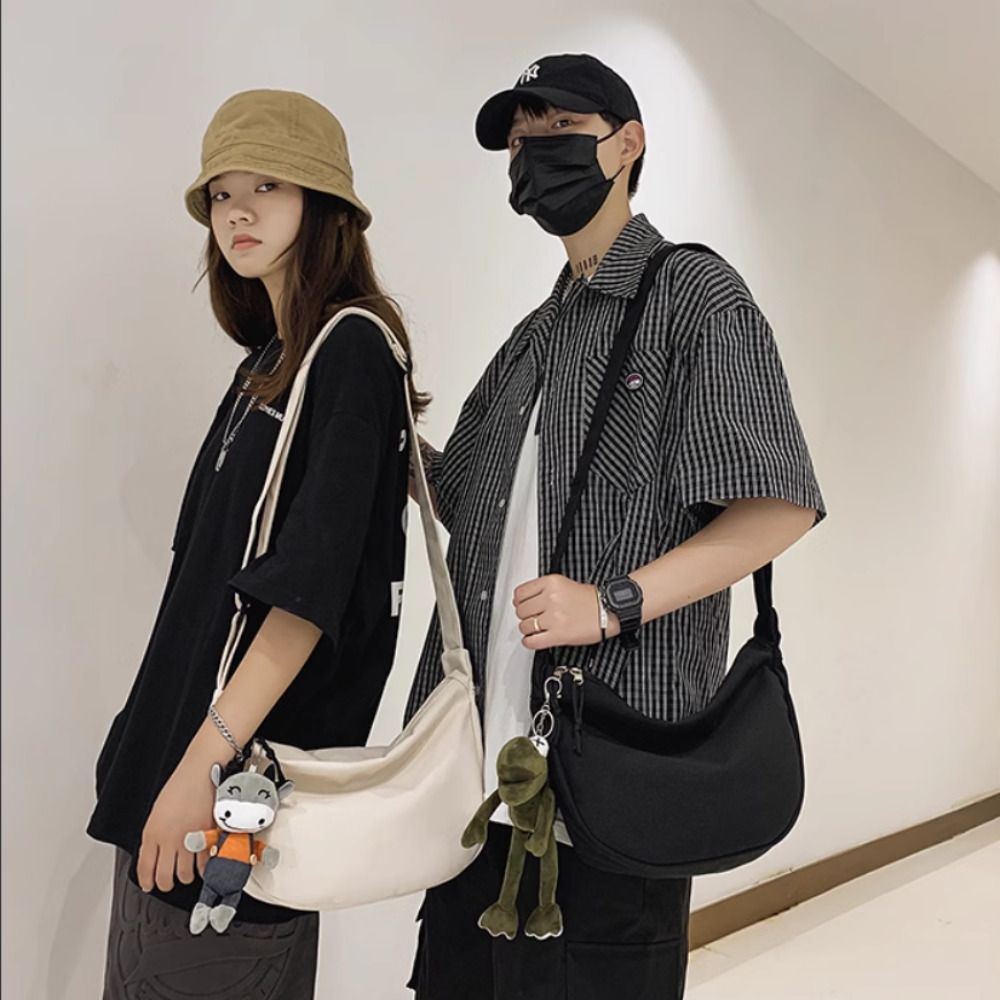 아리아리상점 여행용캔버스백 크로스백 반달크로스백 캔버스가방 미니 버티컬 토트백 데일리 도난 크로스백 여행용크로스백 캔버스가방