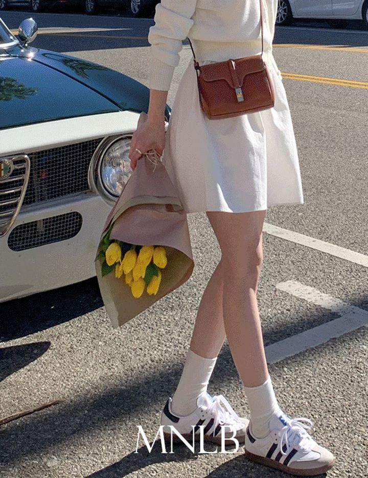 디어먼트구 미니뽕 🌱 2만장돌파미니스커트치마 직진배송 Mnlb 허니 셔링 플레어 코튼 미니 스커트 속바지안감