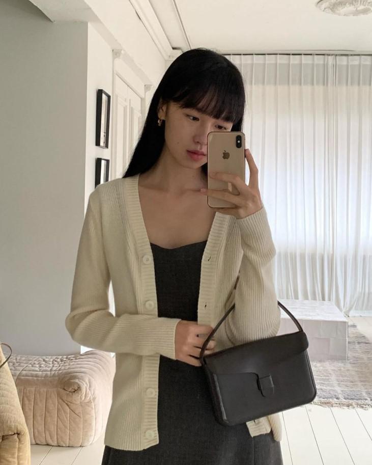 아파트먼트프라토 [JINSIM] 진심 차콜라 가디건 골지 브이넥 니트 (4color)