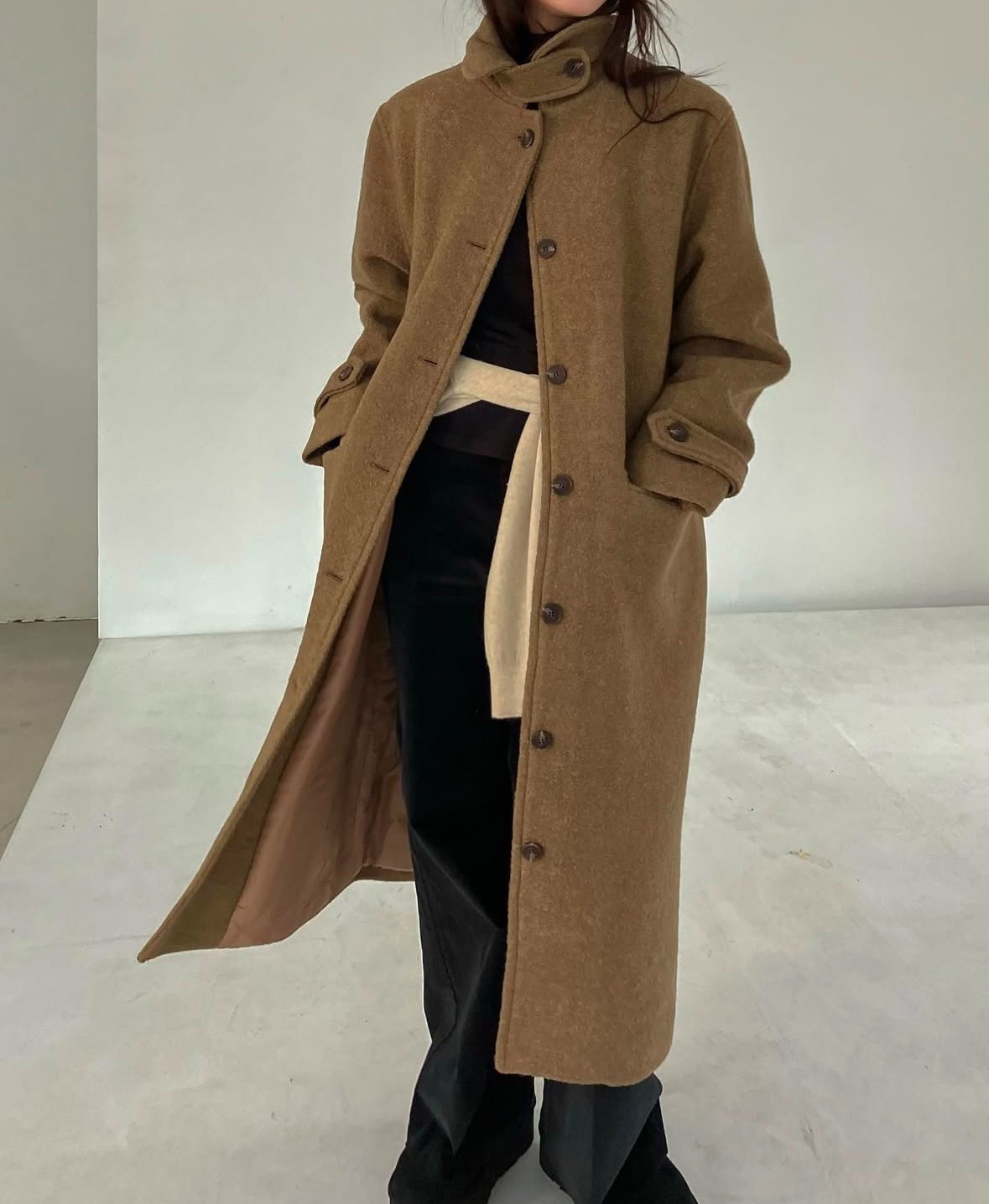 유니스 당일 부클코트 롱코트 울코트 싱글코트 2온스 하이넥코트 벨트코트 스트랩코트 로브코트 겨울 도톰 뒤트임 기본핏 여유핏