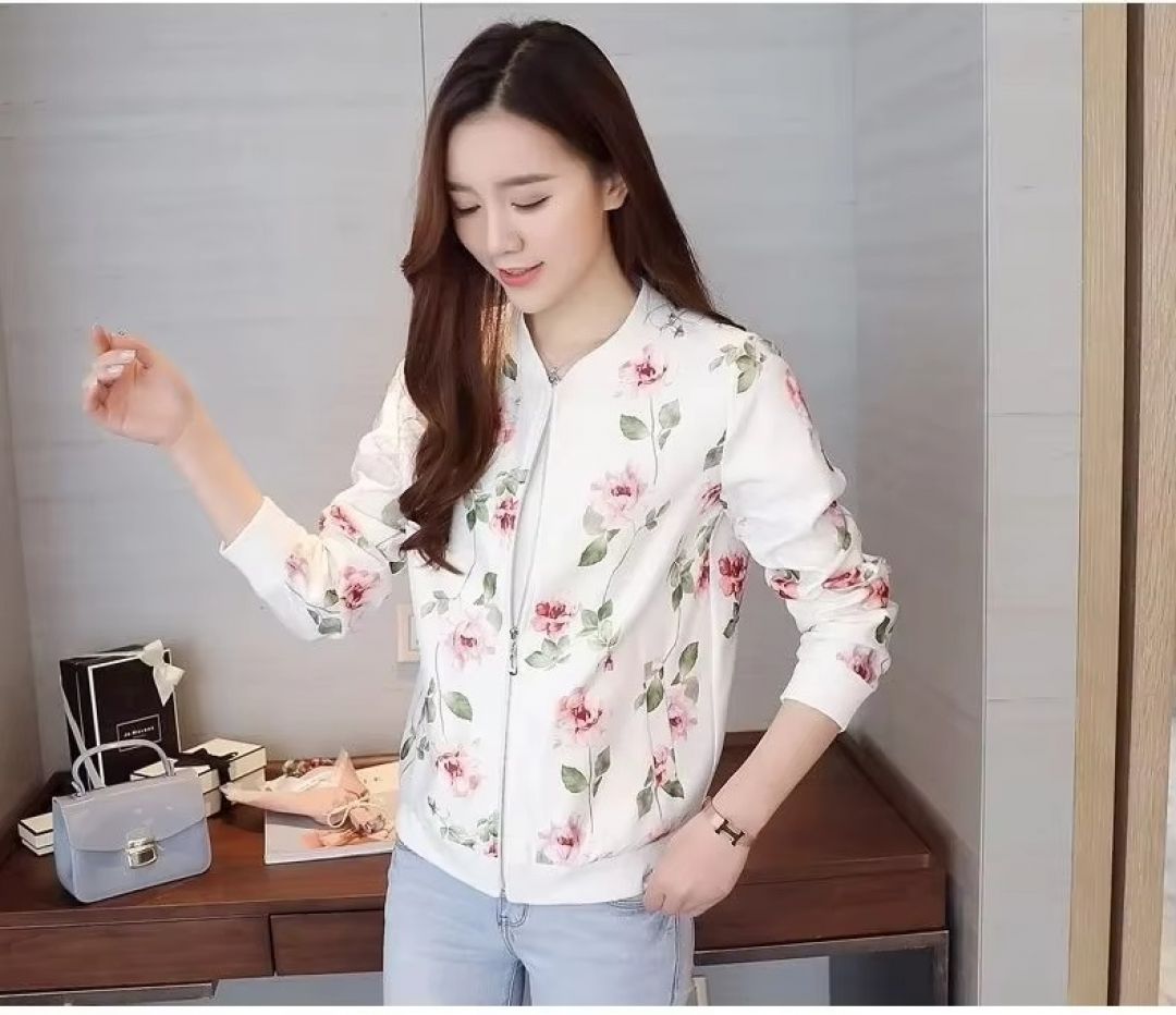유투미월드 ♥당일 출고♥ 여성용 얇은 긴팔 쉬폰 야구유니폼 자외선 차단 의류 트렌디한 작은 카디건 재킷