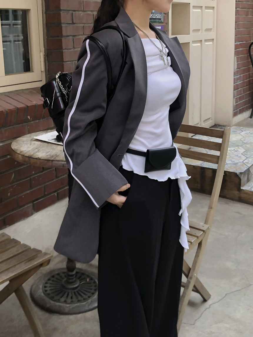 제이어반스 [MADE] 스테이 싱글 투 버튼 라인 자켓 2col