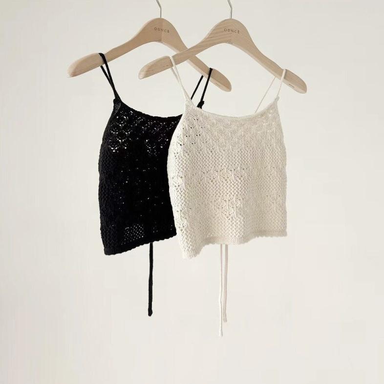 릴썸 온스 크로쉐 스트링 탑 코튼 백리본 슬리브리스 나시 니트 2col ounce